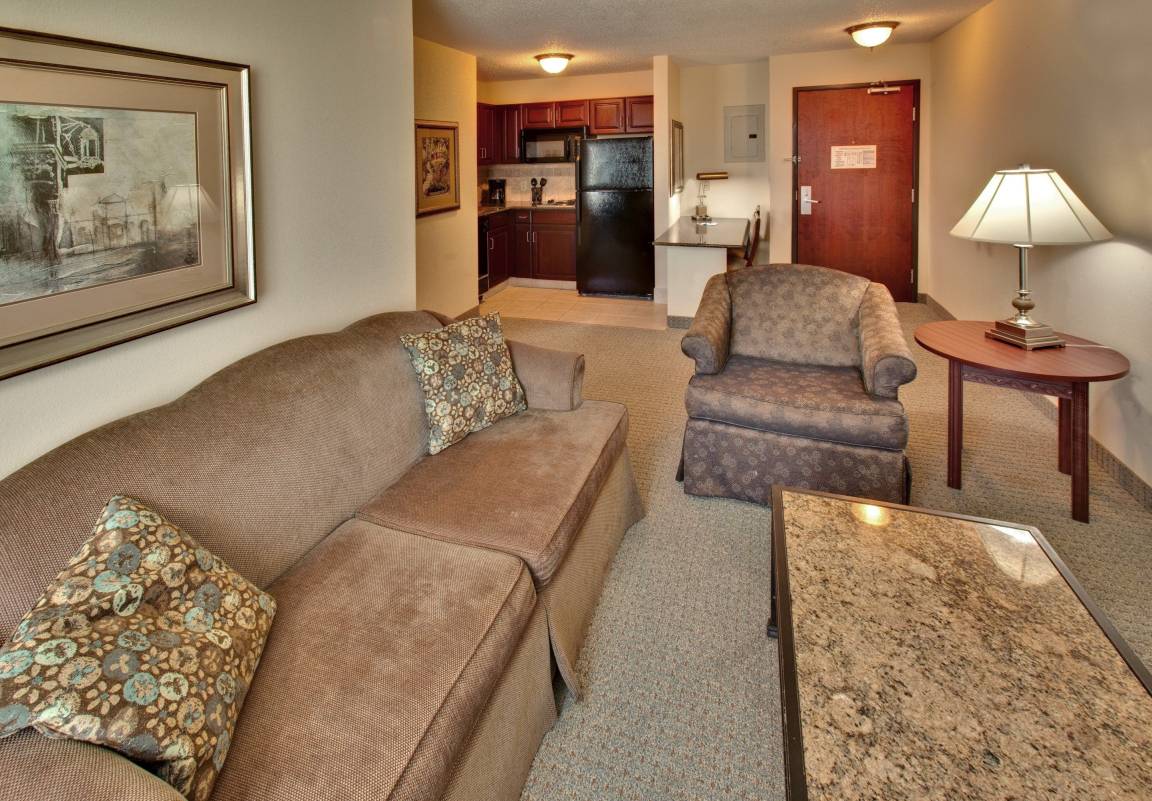 Condo ∙ 1 Bedroom ∙ 4 Guests - Iowa