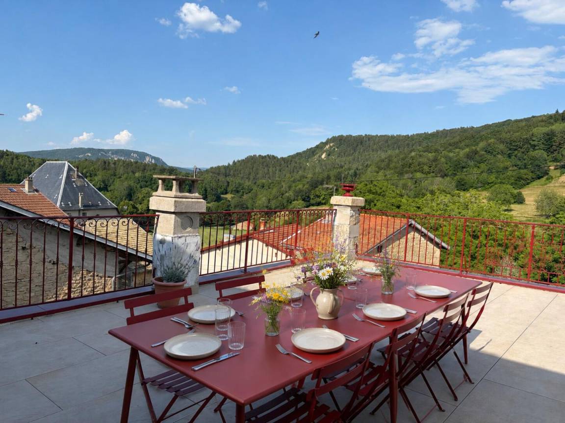 55 M² Gîte ∙ 2 Chambres ∙ 6 Personnes - Ain