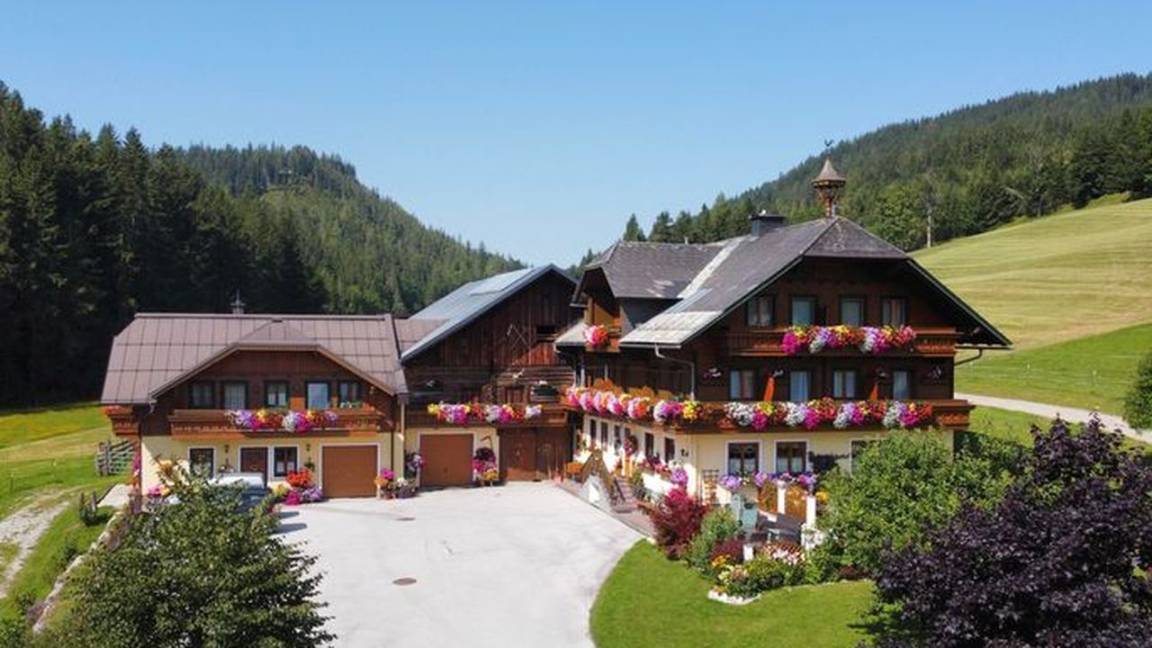 21 M² Hotel ∙ 1 Bedroom ∙ 3 Guests - Hallstatt