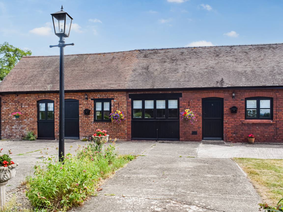 Cottage ∙ 1 Bedroom ∙ 2 Guests - Usk