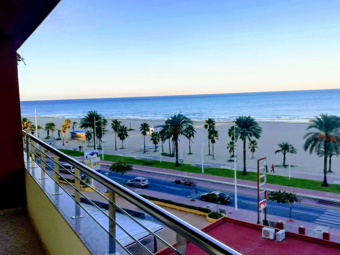 68 M² Apartment ∙ 2 Bedrooms ∙ 4 Guests - Gandia