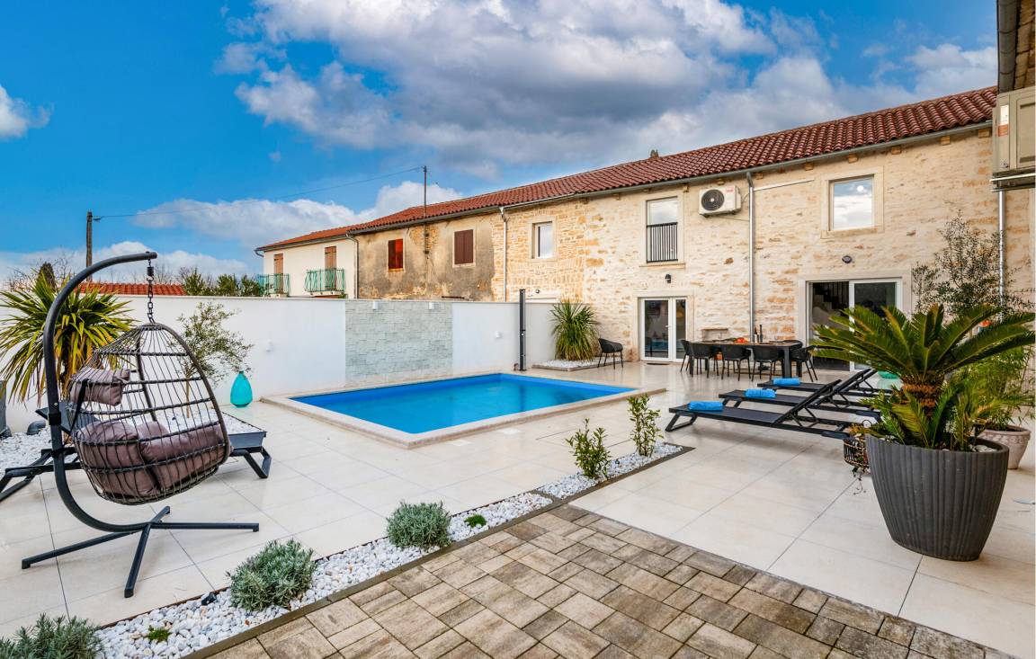 100 M² Maison De Vacances ∙ 2 Chambres ∙ 5 Personnes - Kanfanar