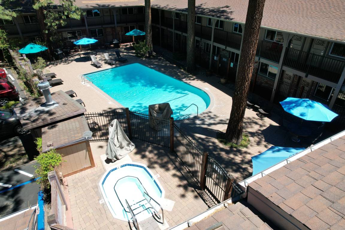 Studio Flat ∙ 1 Bedroom ∙ 4 Guests - lake tahoe, South Lake Tahoe