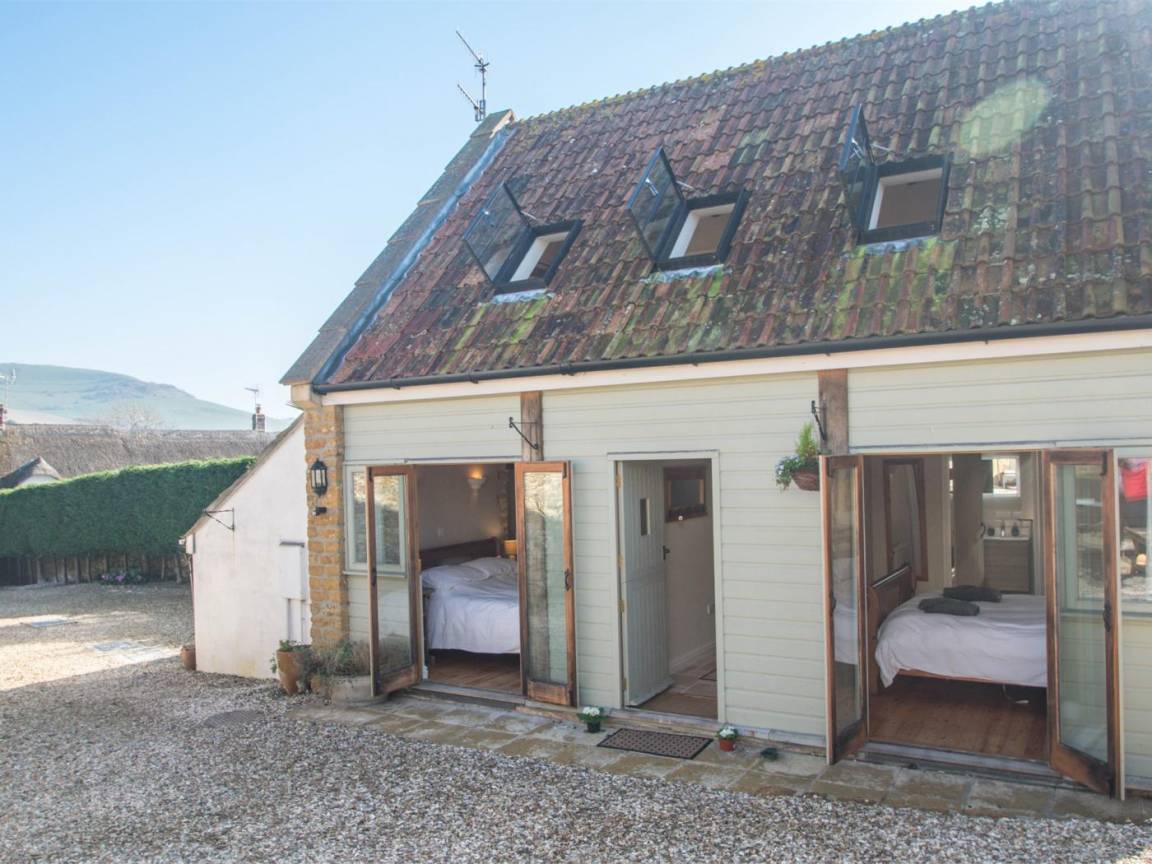 Cottage ∙ 2 Bedrooms ∙ 4 Guests - Bridport