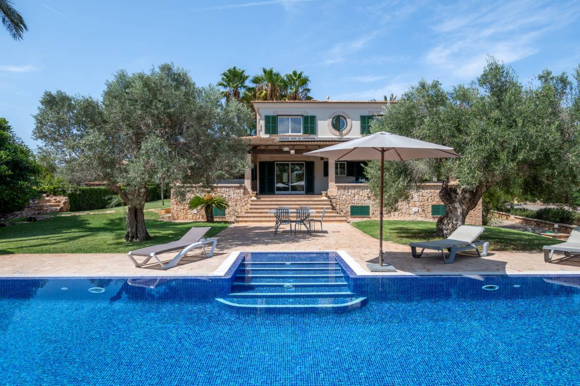 240 M² Villa ∙ 5 Habitaciones ∙ 10 Huéspedes - Ses Salines