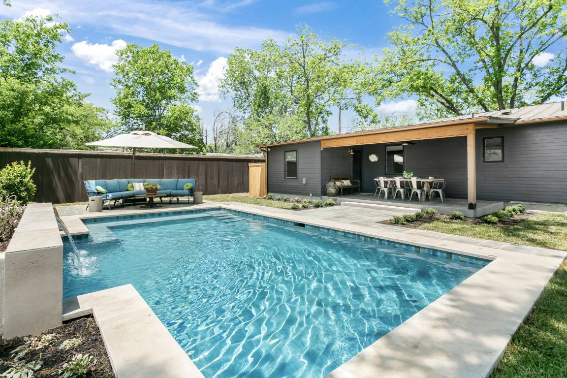 House ∙ 3 Bedrooms ∙ 6 Guests - Fredericksburg, TX