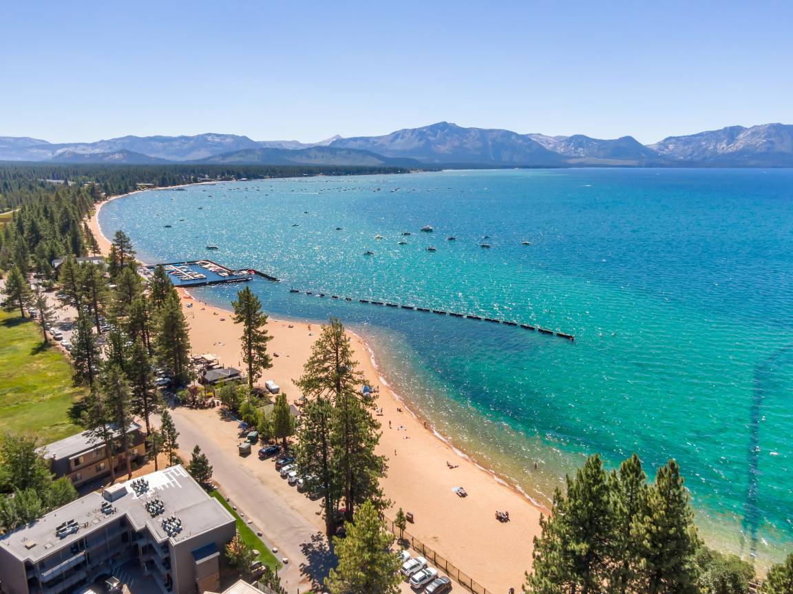 100 M² Cabin ∙ 2 Bedrooms ∙ 4 Guests - South Lake Tahoe, CA