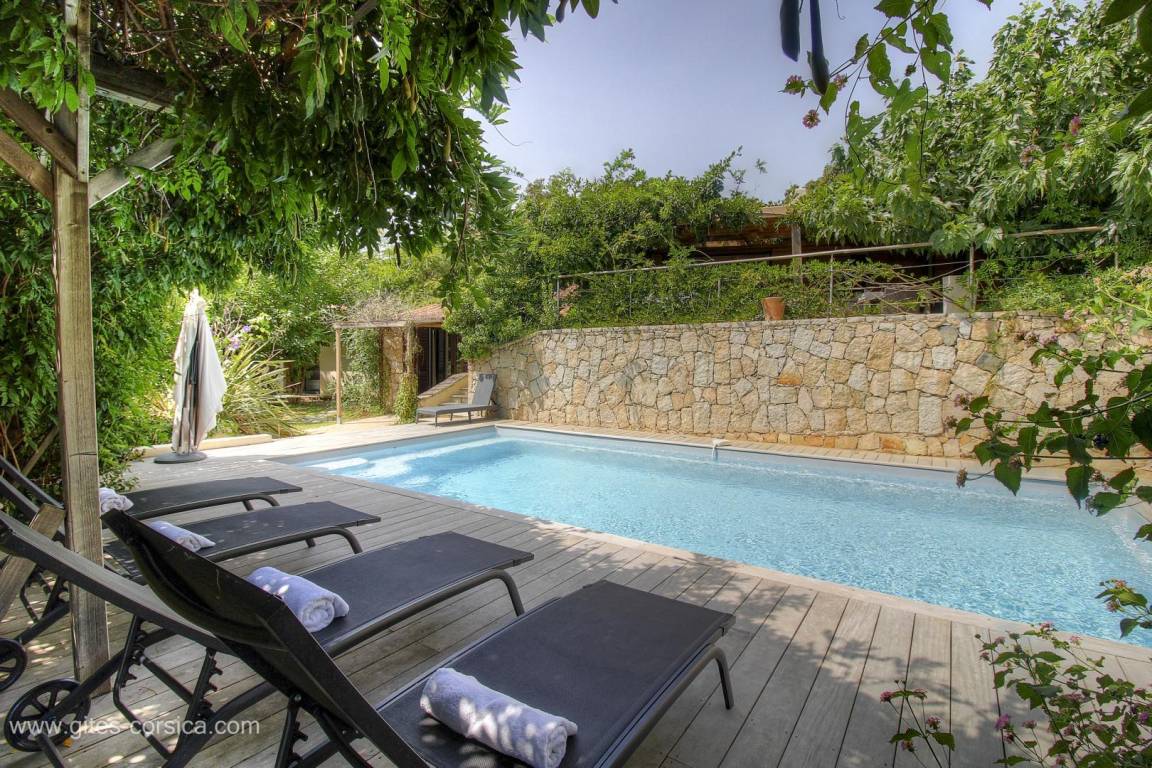155 M² Gîte ∙ 4 Chambres ∙ 8 Personnes - Plage de Palombaggia
