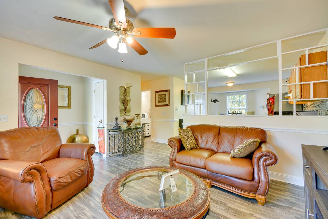 102 M² House ∙ 3 Bedrooms ∙ 6 Guests - High Point, NC