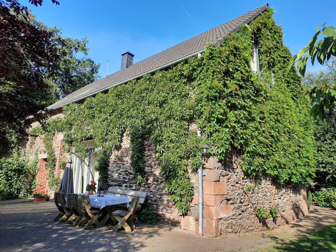 180 M² Ferienhaus ∙ 4 Schlafzimmer ∙ 10 Gäste - Schalkenmehren