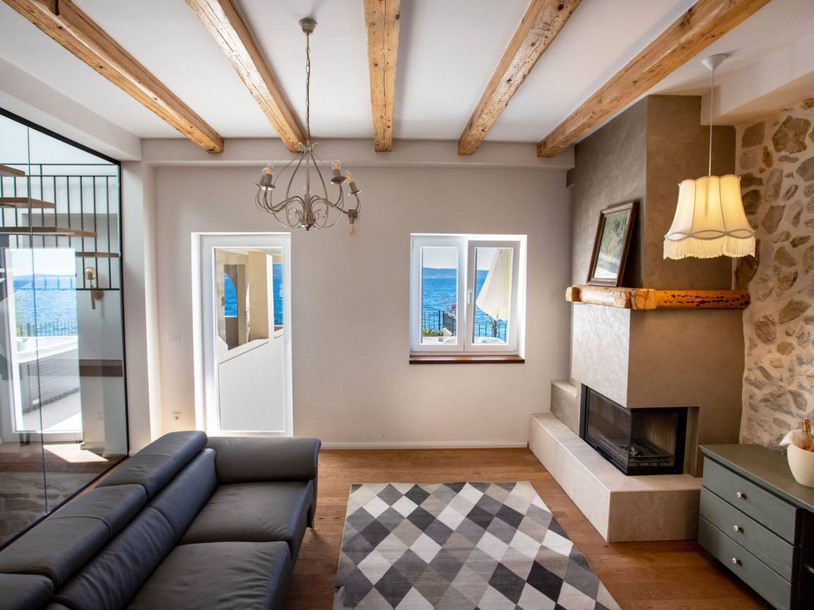 180 M² House ∙ 5 Bedrooms ∙ 12 Guests - Omiš