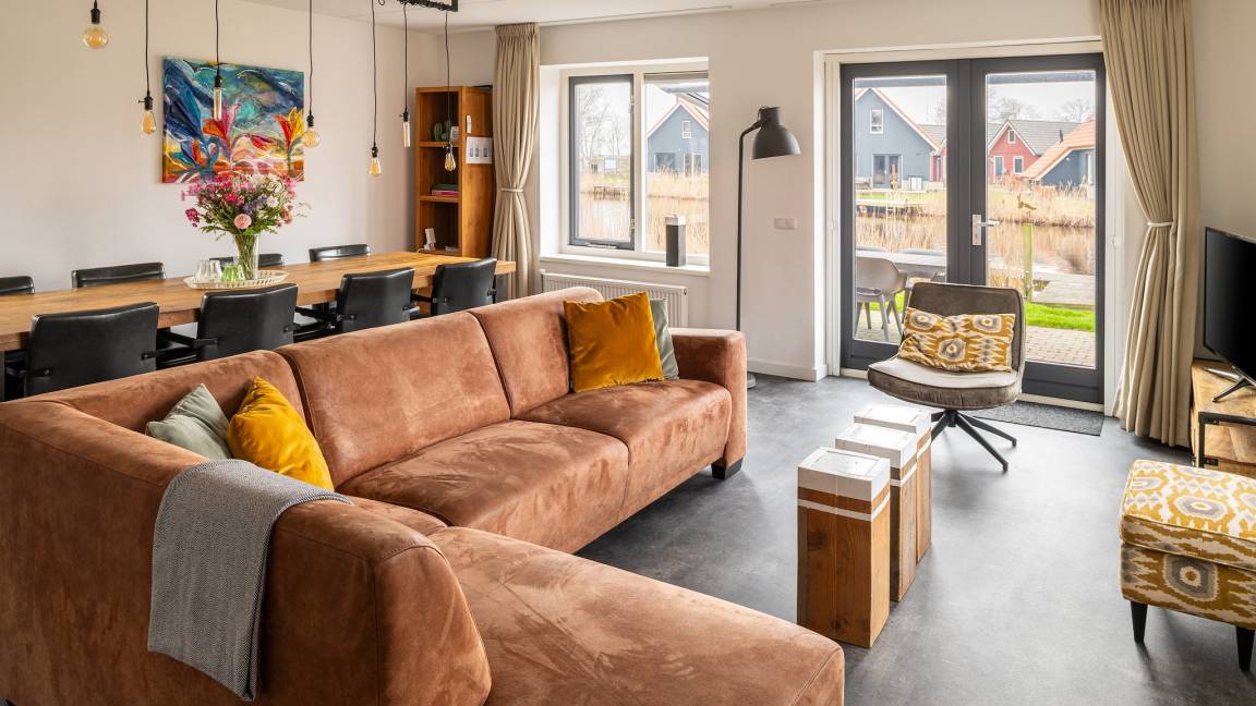 99 M² Villa ∙ 3 Bedrooms ∙ 6 Guests - Giethoorn