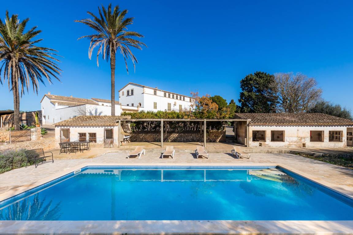 112 M² Ferienwohnung ∙ 1 Schlafzimmer ∙ 4 Gäste - Porto Cristo