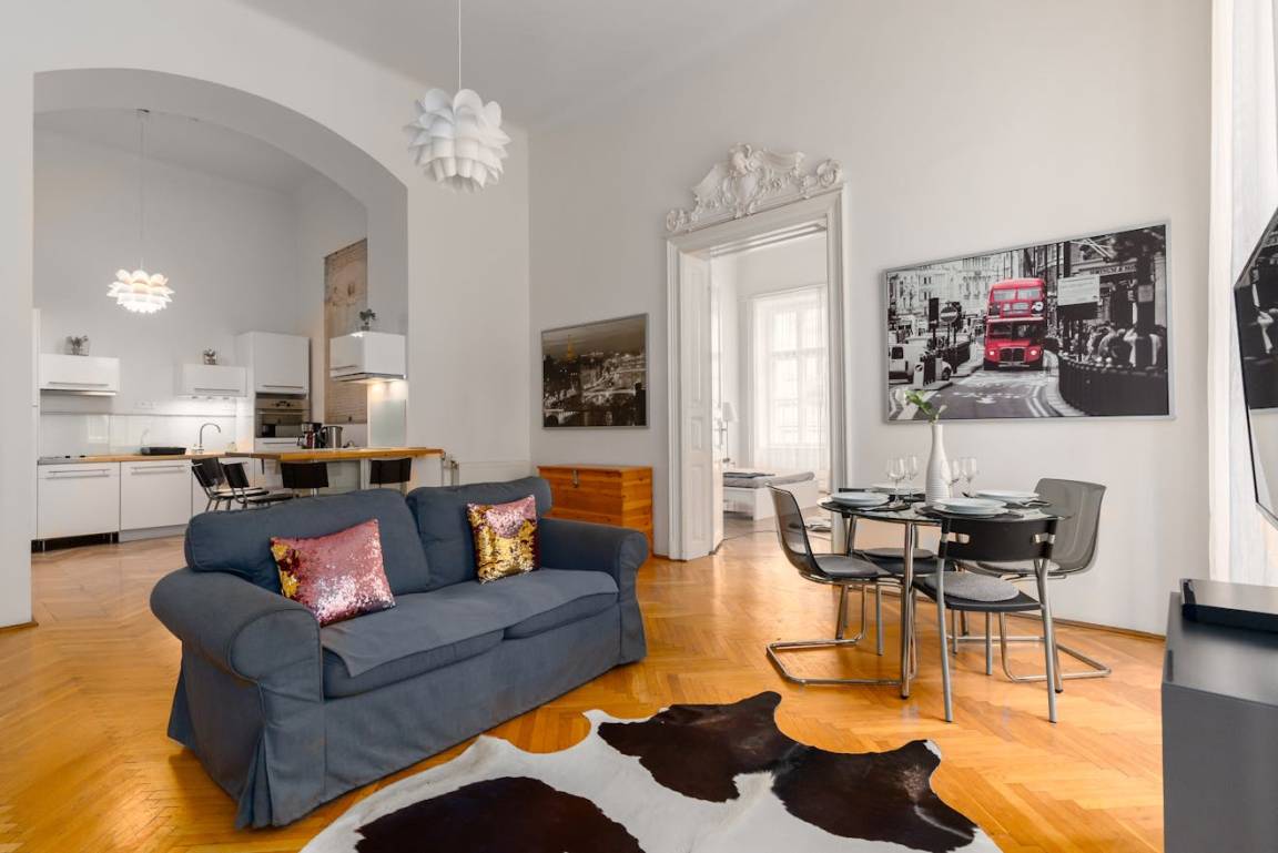 100 M² Appartamento Vacanza ∙ 2 Camere Da Letto ∙ 4 Ospiti - Budapest