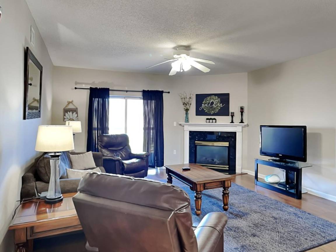 111 M² Condo ∙ 2 Bedrooms ∙ 6 Guests - Pigeon Forge, TN