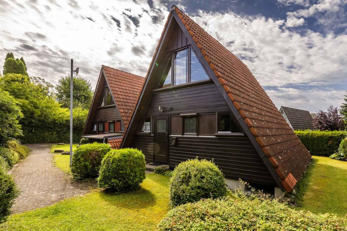 70 M² House ∙ 2 Bedrooms ∙ 5 Guests - Lake Constance