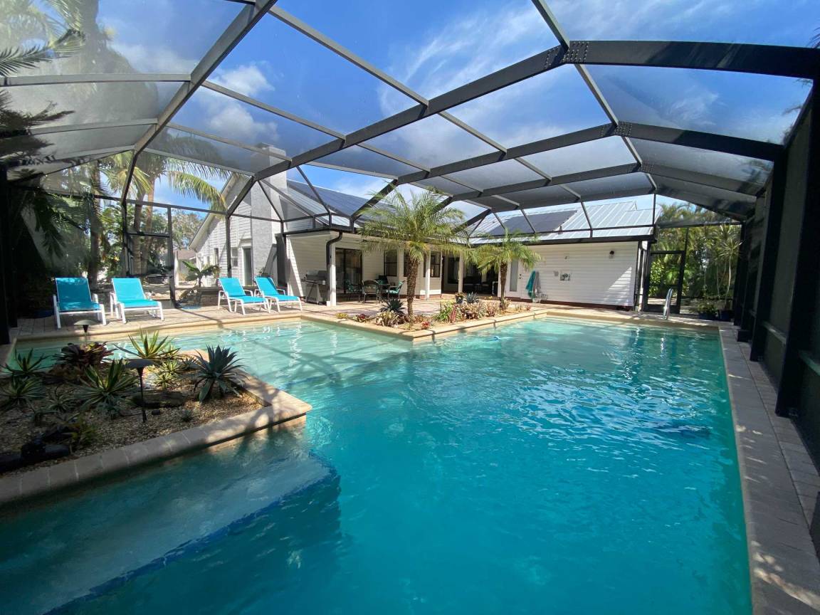 195 M² House ∙ 3 Bedrooms ∙ 10 Guests - Anna Maria Island, FL