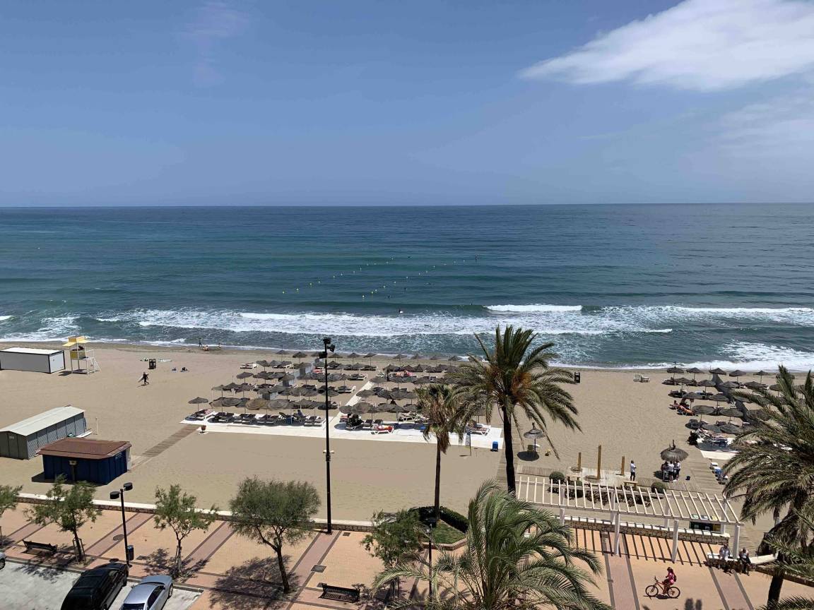 80 M² Apartamento ∙ 2 Habitaciones ∙ 6 Huéspedes - Fuengirola