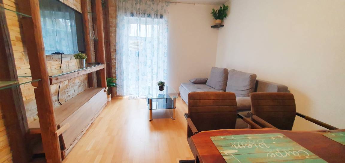 65 M² Ferienwohnung ∙ 2 Schlafzimmer ∙ 5 Gäste - Chiemsee