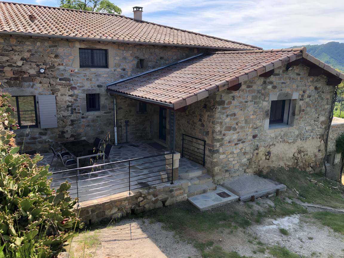 130 M² Cottage ∙ 3 Camere Da Letto ∙ 6 Ospiti - Ardèche