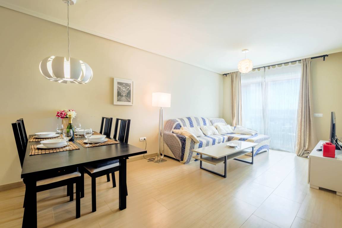 90 M² Ferienwohnung ∙ 3 Schlafzimmer ∙ 6 Gäste - El Médano