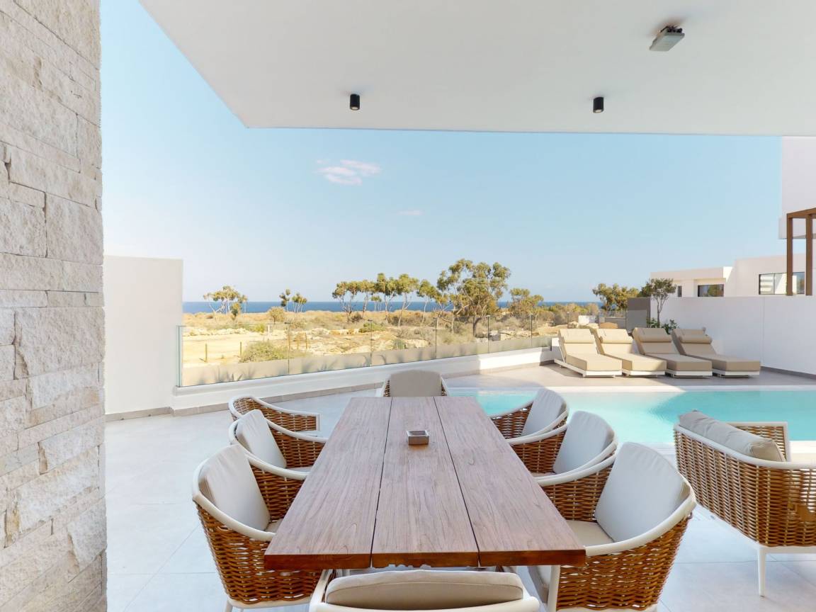339 M² House ∙ 4 Bedrooms ∙ 8 Guests - Ayia Napa
