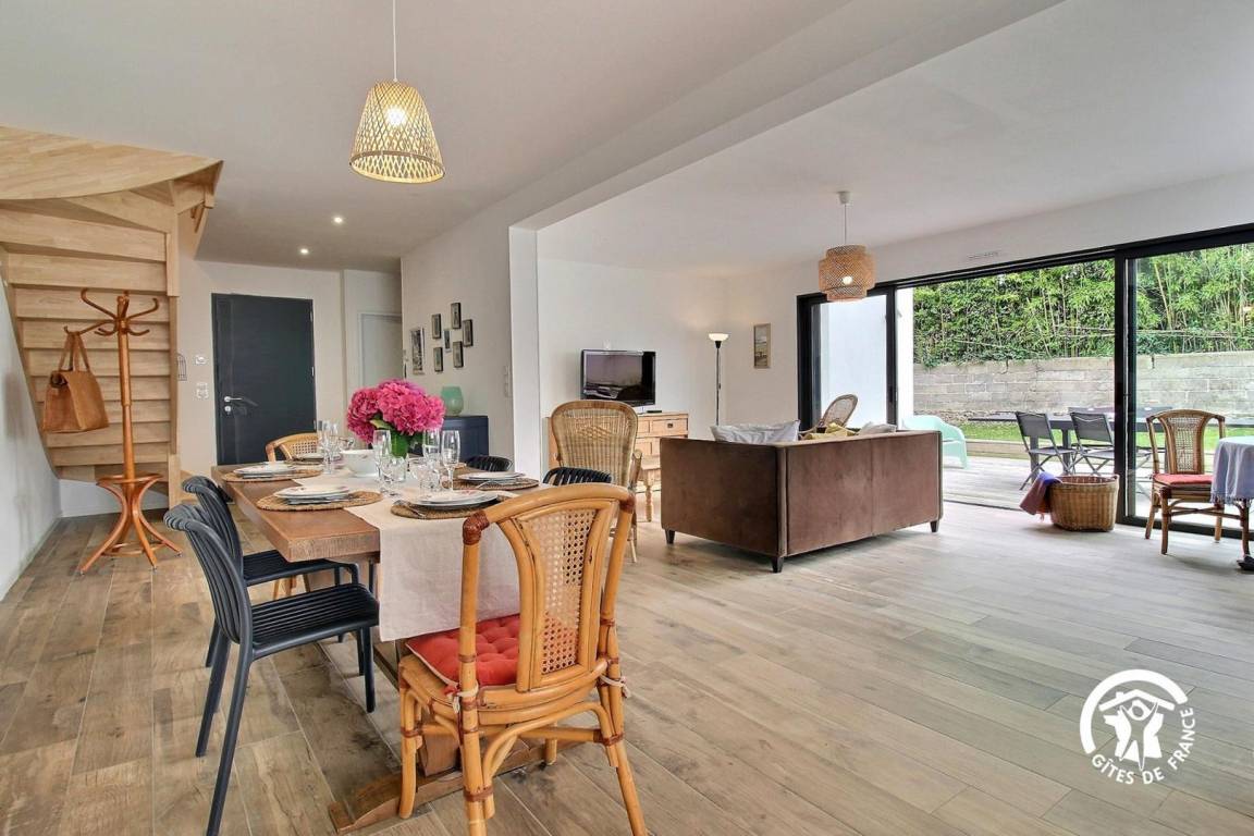 148 M² Gîte ∙ 4 Chambres ∙ 8 Personnes - Auray