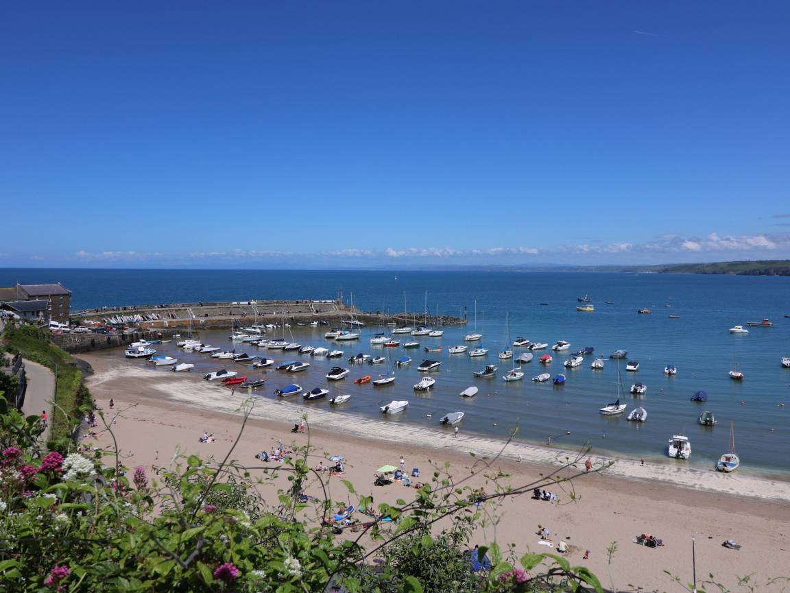Cottage ∙ 2 Bedrooms ∙ 4 Guests - New Quay