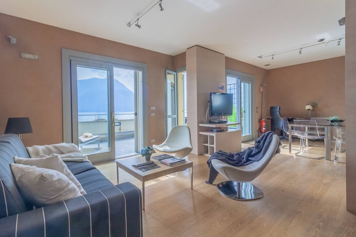 90 M² Ferienhaus ∙ 2 Schlafzimmer ∙ 6 Gäste - Varenna
