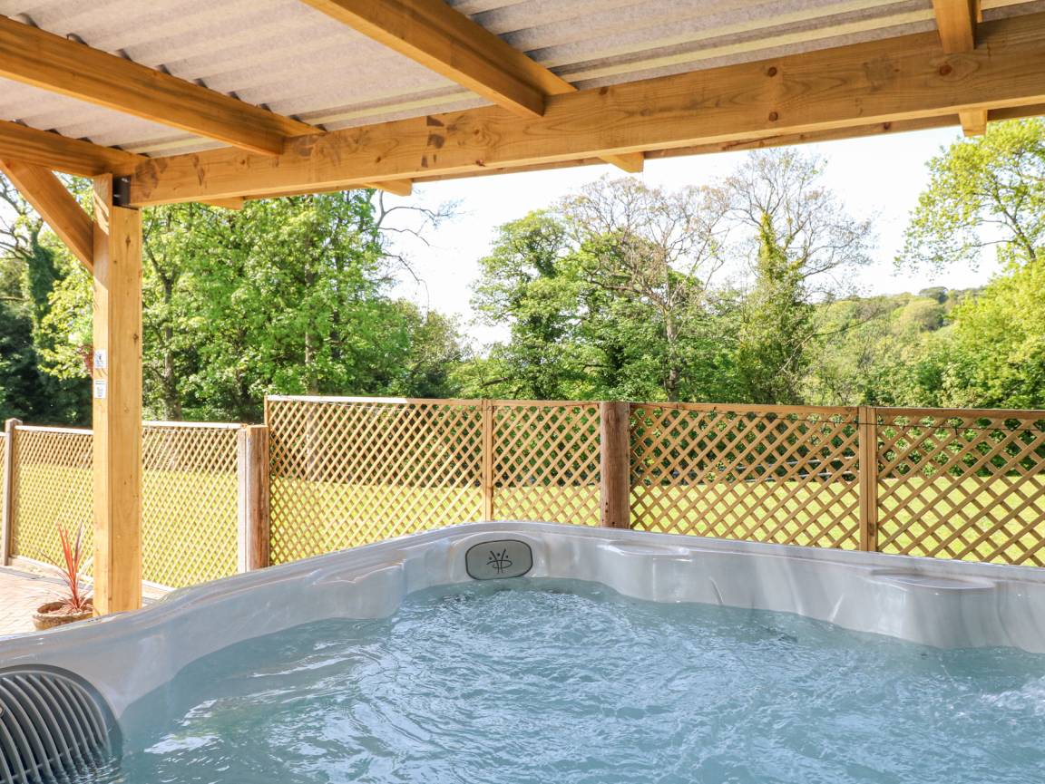 Cottage ∙ 3 Bedrooms ∙ 6 Guests - Alton