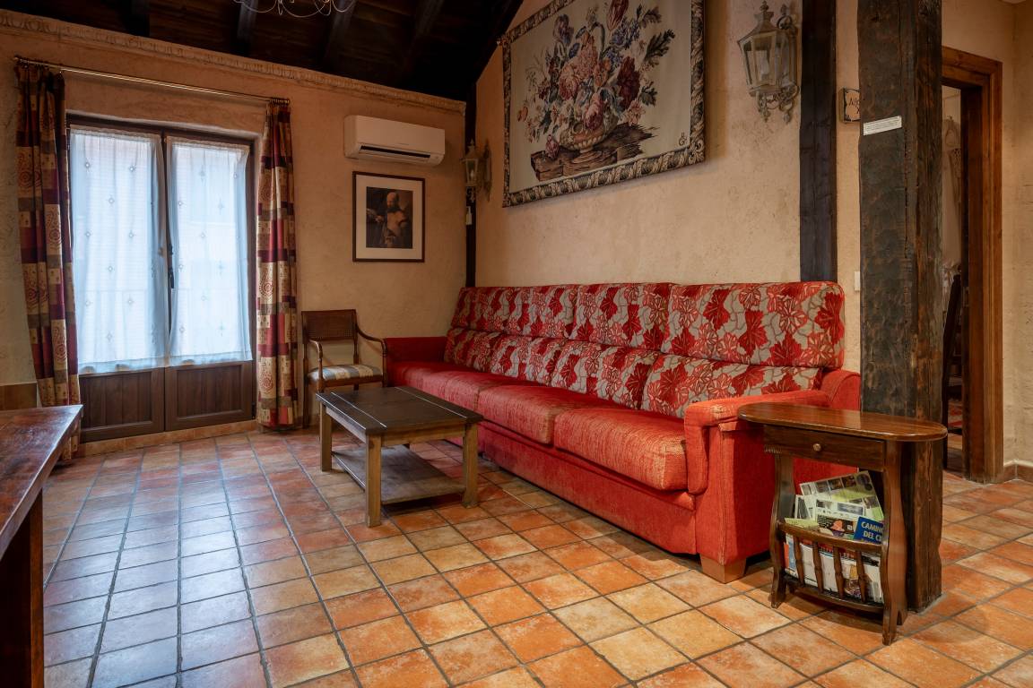 100 M² Casa ∙ 6 Habitaciones ∙ 12 Huéspedes - Lerma