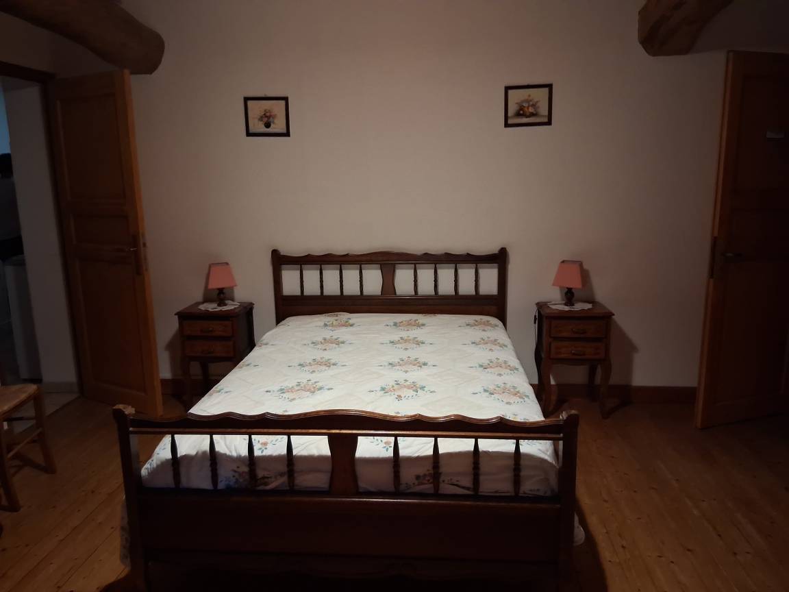 22 M² Chambre D'hôtes ∙ 1 Chambre ∙ 3 Personnes - Saint-Jean-d'Angély