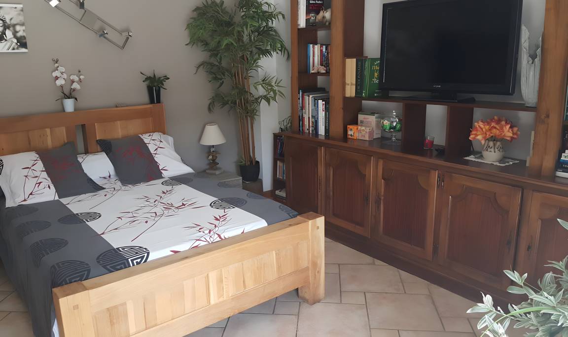 25 M² Pousada (B&b) ∙ 1 Quarto ∙ 2 Hóspedes - Vallon-Pont-d'Arc