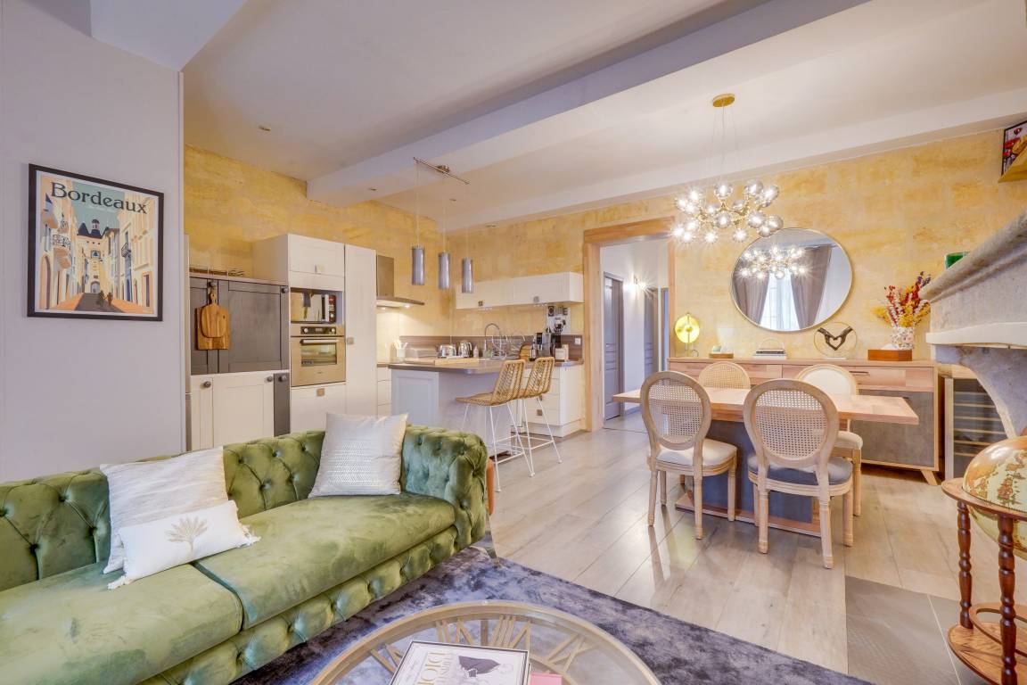 74 M² Apartment ∙ 2 Bedrooms ∙ 4 Guests - Bordeaux