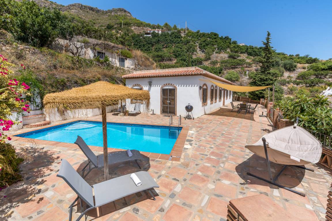 90 M² Ferienhaus ∙ 3 Schlafzimmer ∙ 6 Gäste - Salobreña