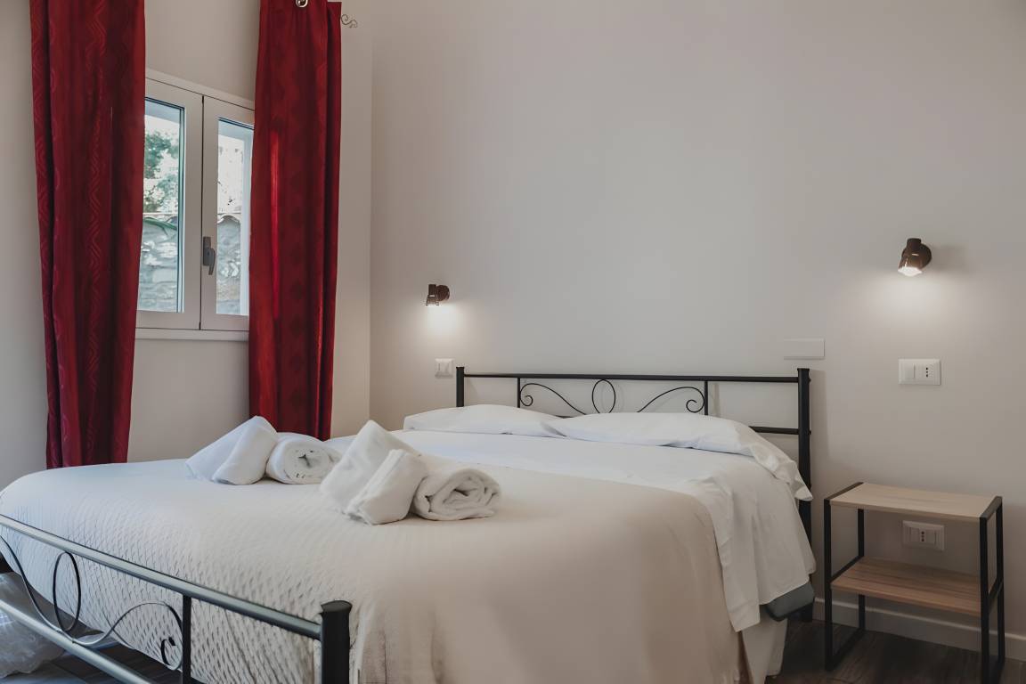 25 M² Bed And Breakfast ∙ 1 Bedroom ∙ 2 Guests - Cefalù