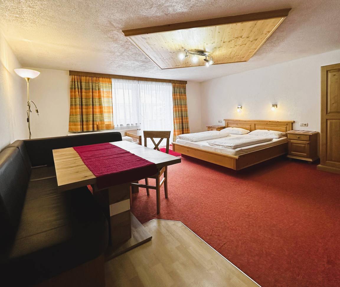 25 M² Hotel ∙ 1 Bedroom ∙ 3 Guests - Holzgau