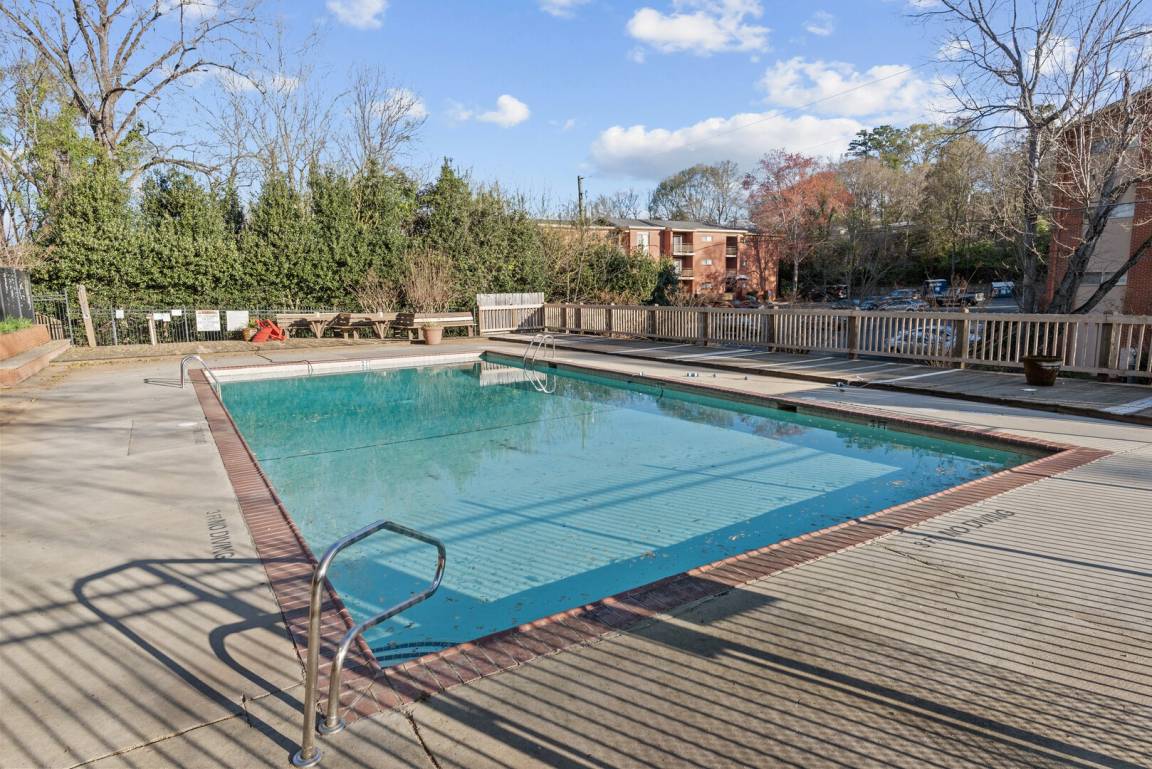 74 M² Condo ∙ 2 Bedrooms ∙ 4 Guests - Athens, GA