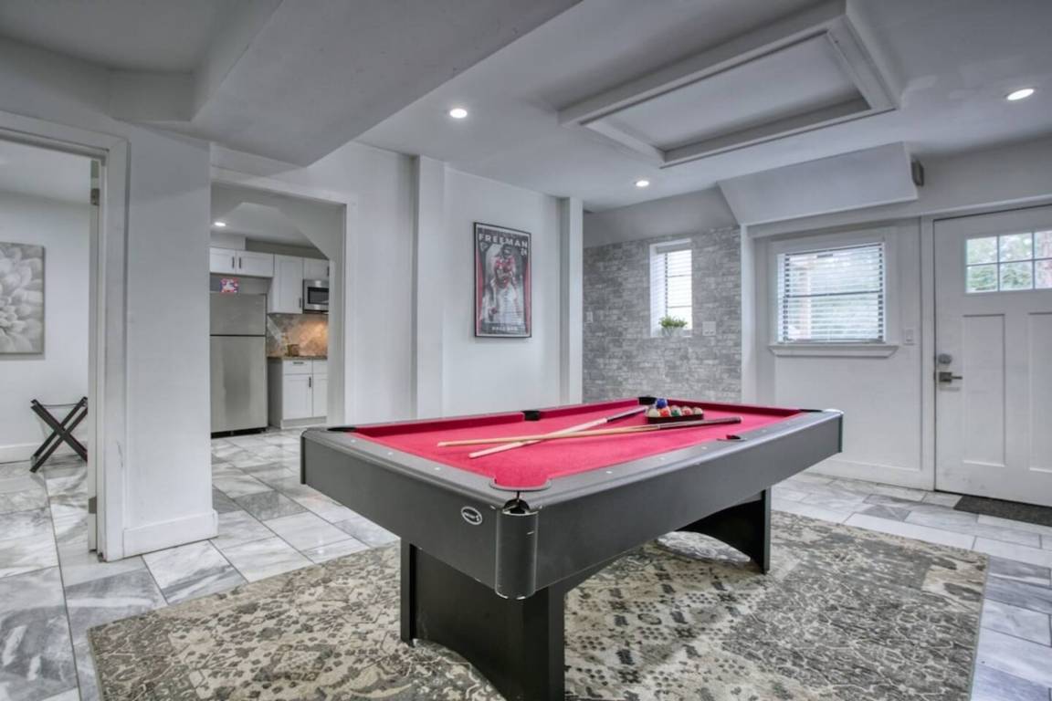 7000 M² House ∙ 8 Bedrooms ∙ 16 Guests - Atlanta, GA