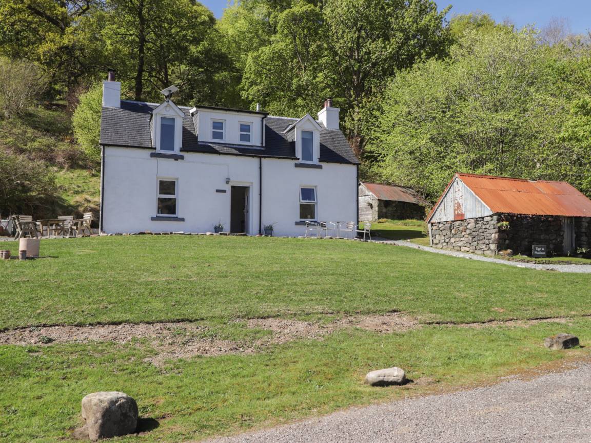 Cottage ∙ 2 Bedrooms ∙ 4 Guests - Plockton