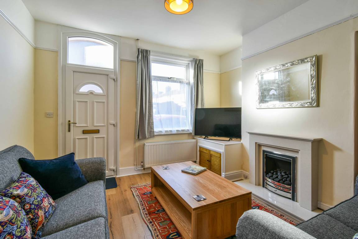 Cottage ∙ 2 Bedrooms ∙ 3 Guests - York
