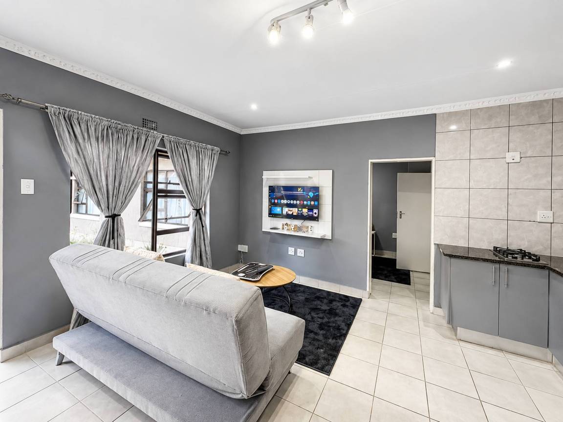 80 M² Appartement ∙ 2 Chambres ∙ 6 Personnes - Midrand