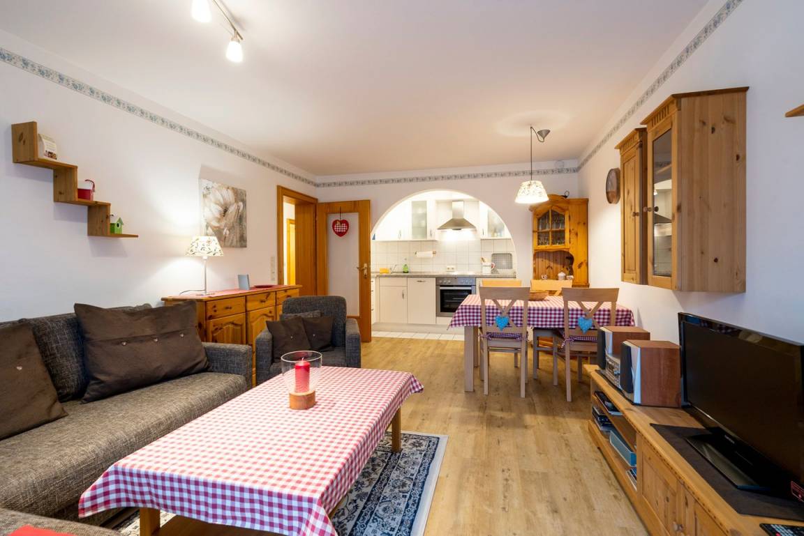 55 M² Ferienwohnung ∙ 1 Schlafzimmer ∙ 5 Gäste - Obermaiselstein