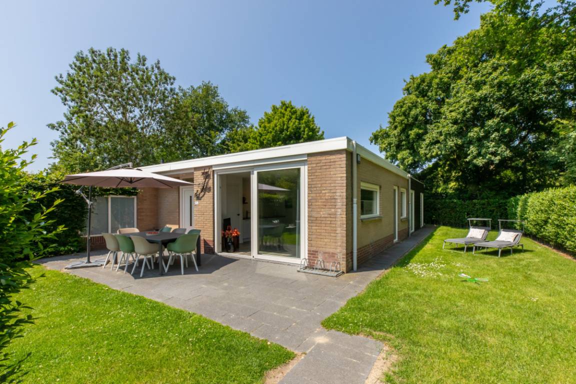 97 M² House ∙ 3 Bedrooms ∙ 6 Guests - Zeeland