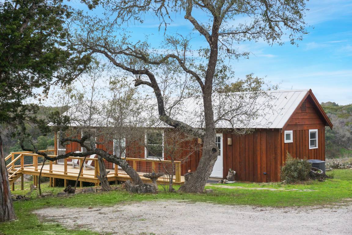 84 M² Cabin ∙ 1 Bedroom ∙ 4 Guests - Wimberley, TX