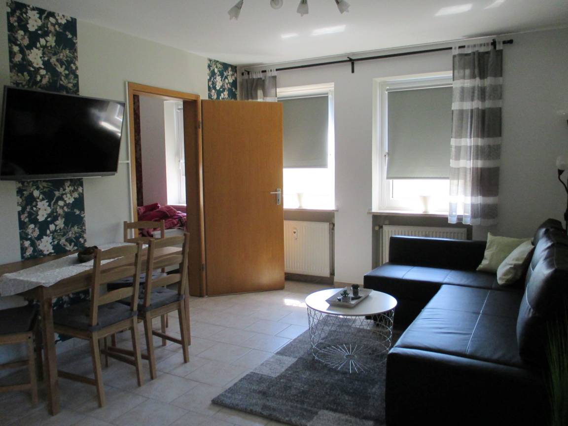 Ferienwohnung ∙ 2 Schlafzimmer ∙ 4 Gäste - Weißenstadt