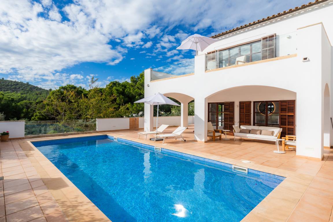 475 M² Villa ∙ 3 Habitaciones ∙ 6 Huéspedes - Cala Millor