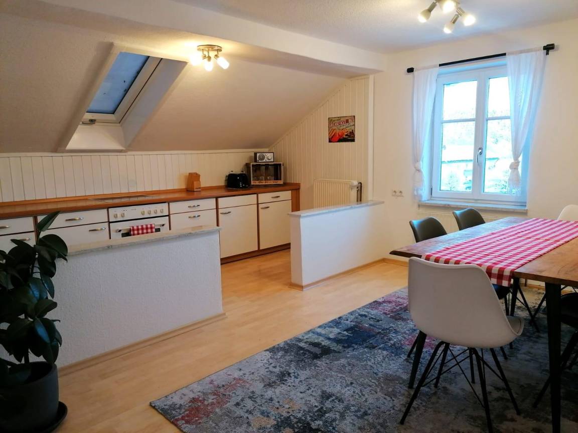 80 M² Ferienwohnung ∙ 2 Schlafzimmer ∙ 4 Gäste - Immenstadt im Allgäu