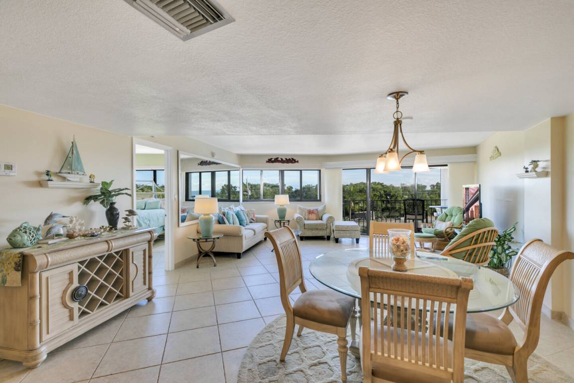 111 M² Apartamento ∙ 2 Quartos ∙ 6 Hóspedes - Key Largo
