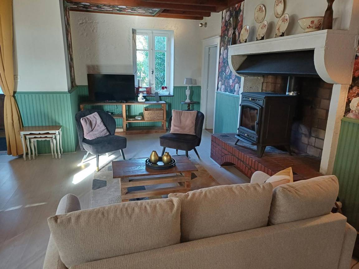 96 M² Casa Rural ∙ 3 Habitaciones ∙ 6 Huéspedes - Varennes-sur-Allier
